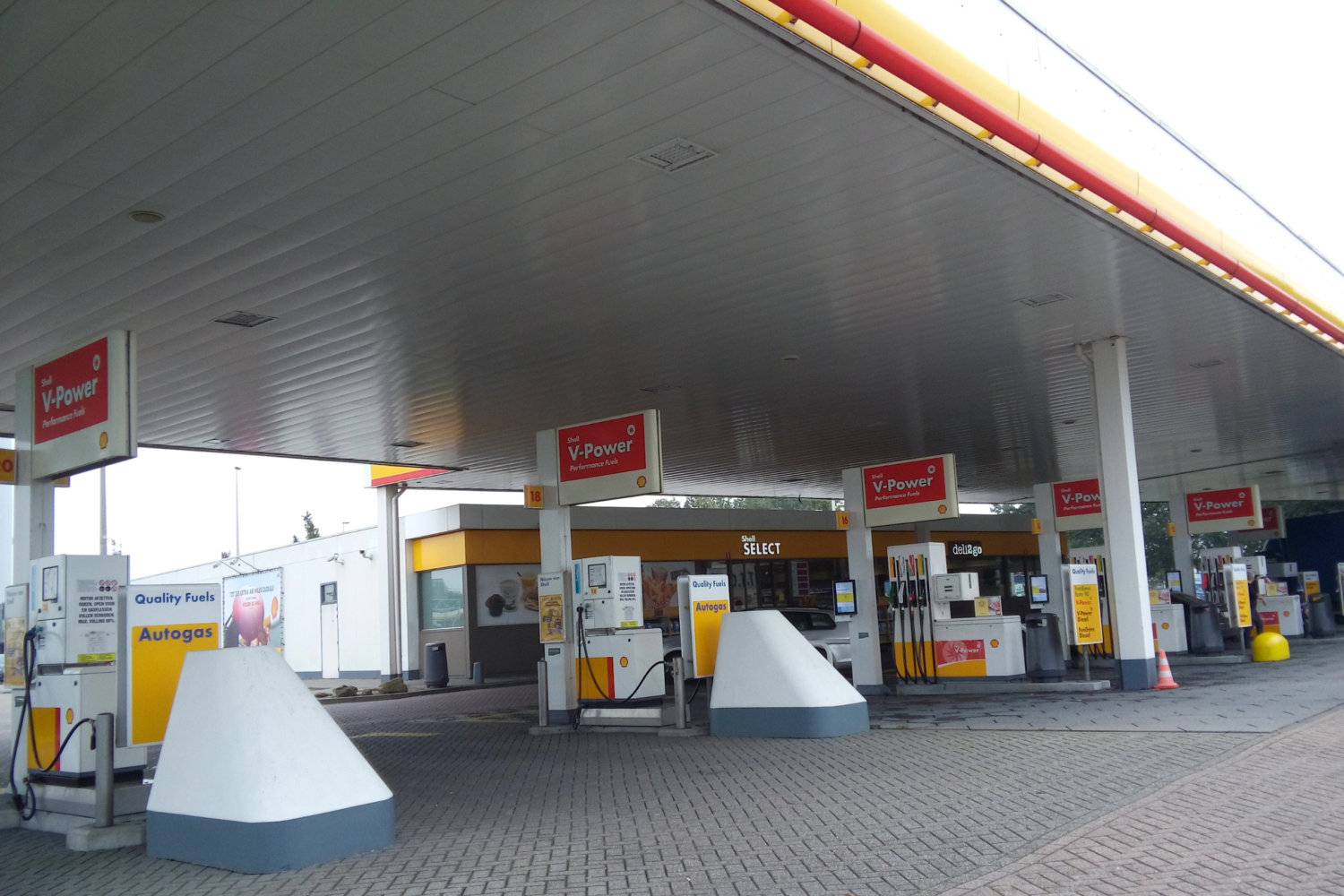 Engineering tankstations
